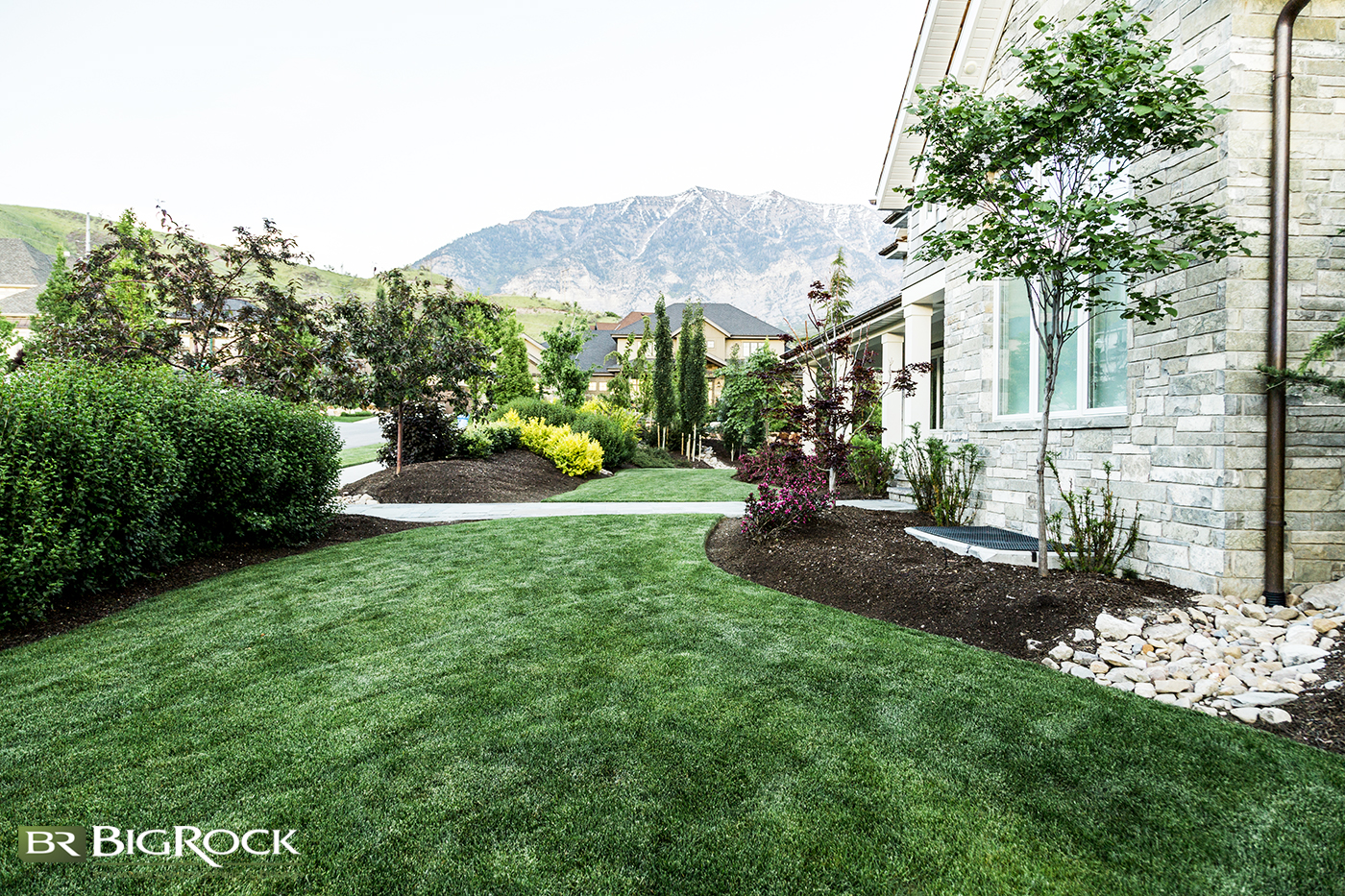 Large Yard Landscape Design Ideas - Big Rock Landscaping