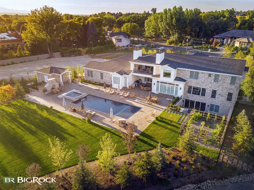 Large Yard Landscape Design Ideas - Big Rock Landscaping